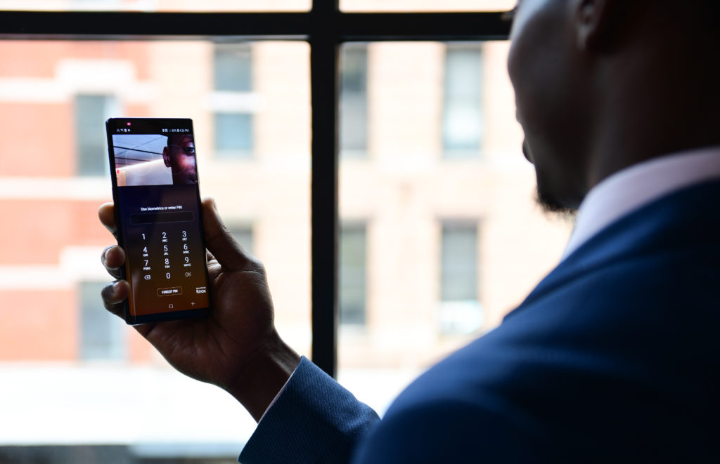 How to Leverage Biometric Authentication and Use Samsung Pass