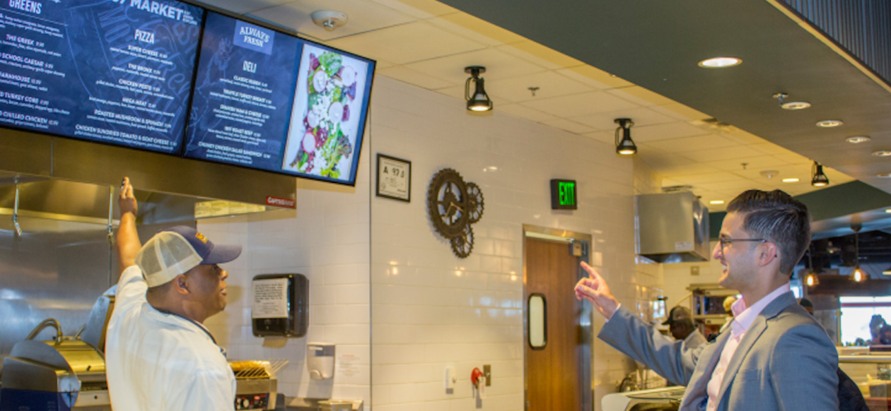 Interactive displays change fortunes at Charlotte Airport eatery
